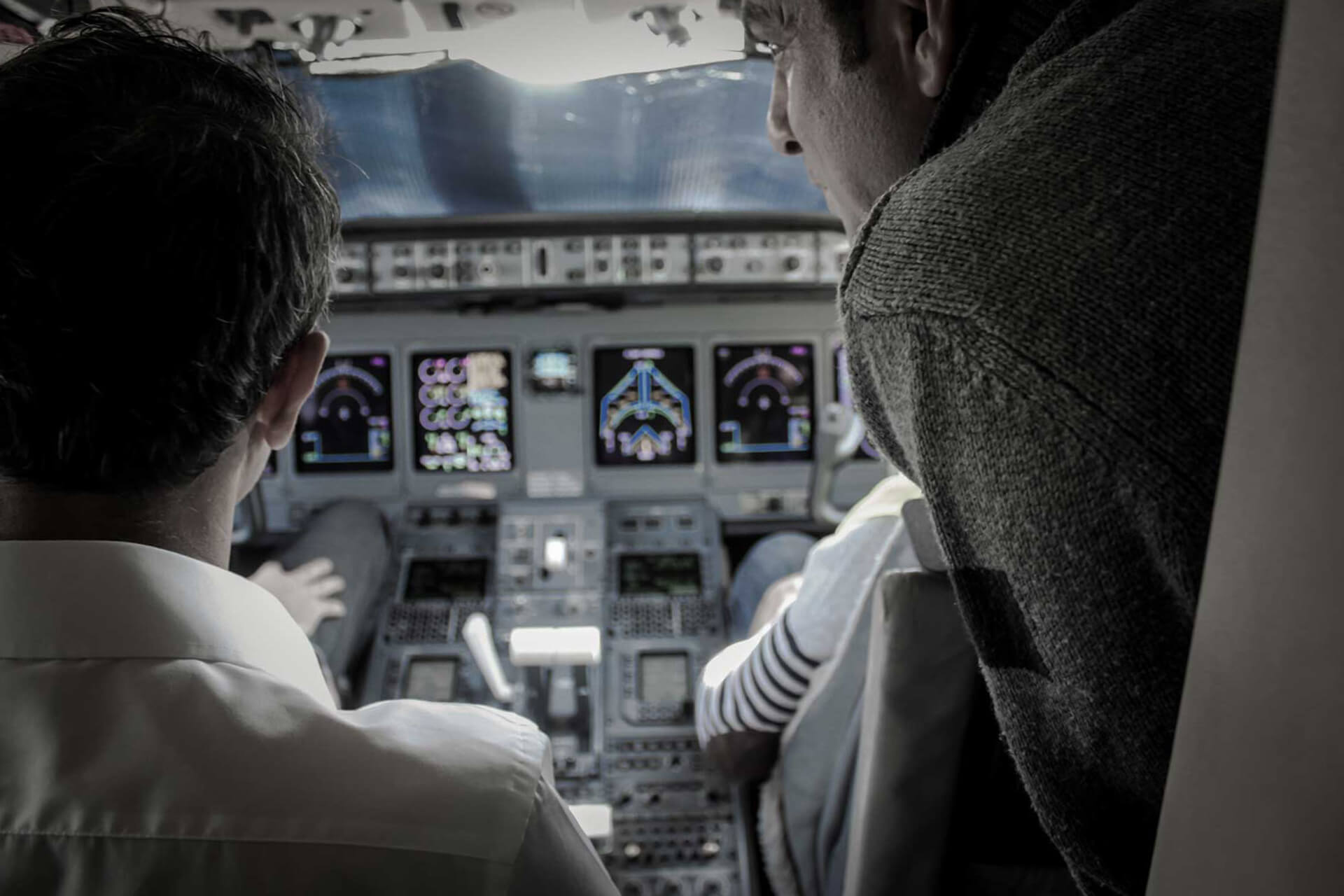 Avionics Initial Training Theoretical and Practical - Academy 147